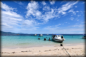 Sibuan Island , Sabah , Borneo